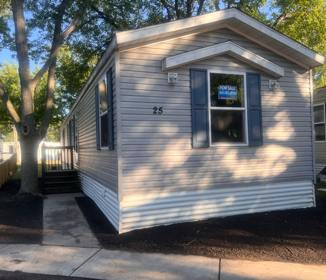 Mobile Home Park in Inver Grove Heights, MN | Skyline Village