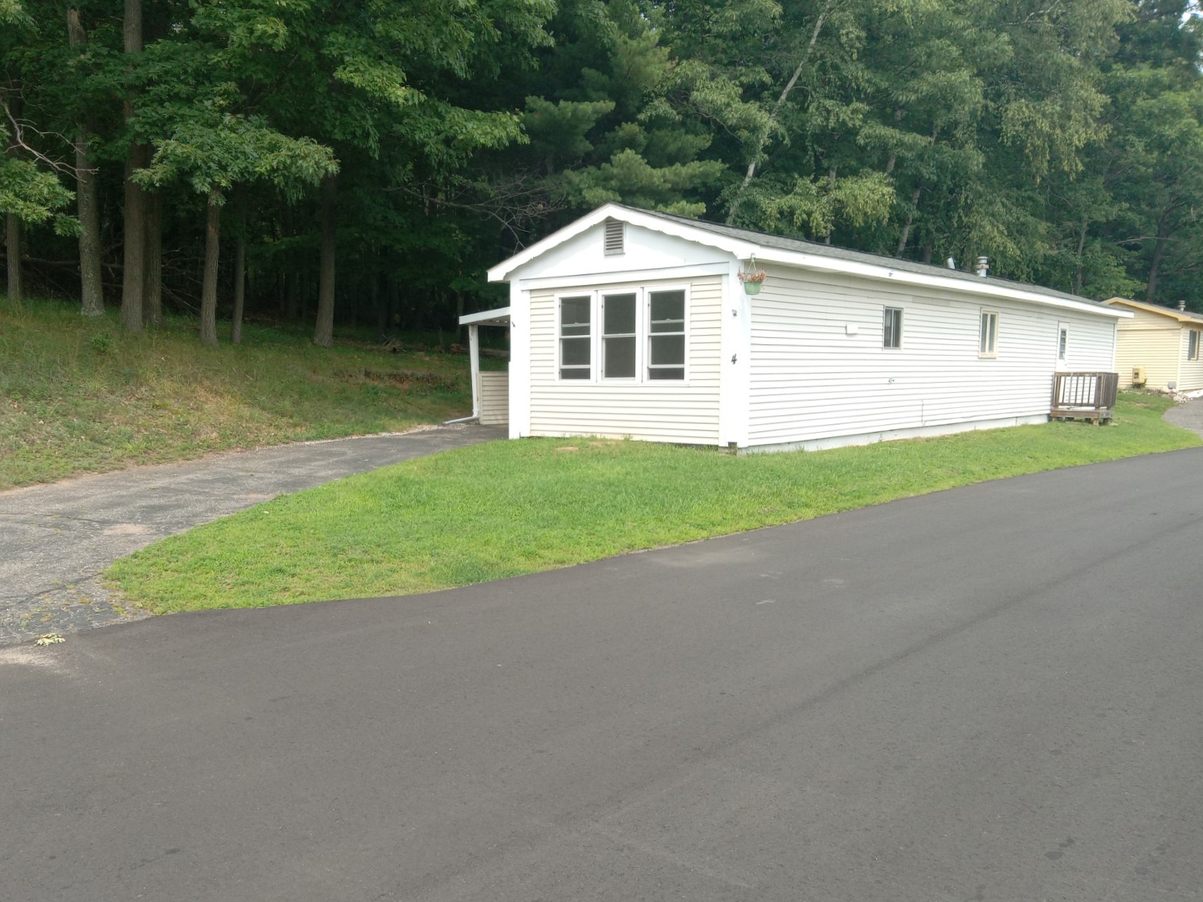Manufactured & Mobile Home Park in Iron Mountain MI | Park Ridge